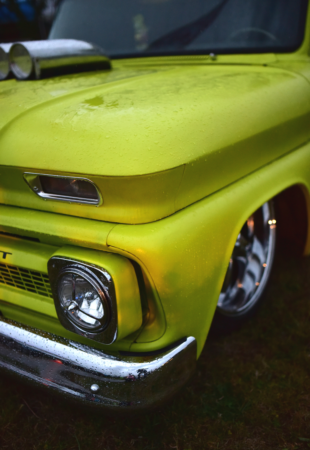 Chevrolet Pick up Lemon Green Chevrolet Pick up Lemon Green